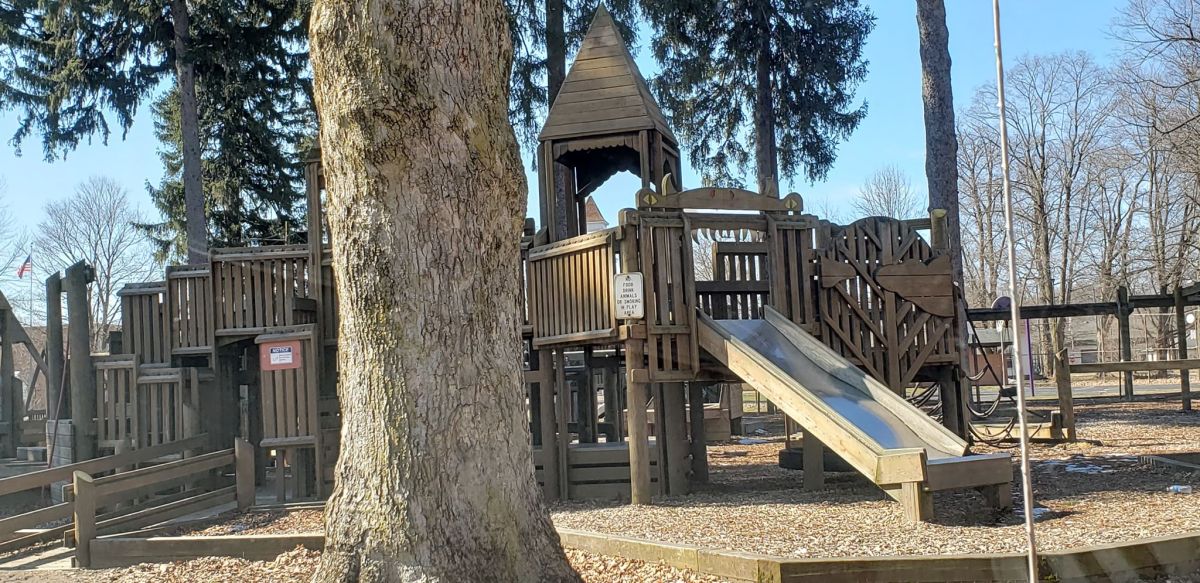 Lawrence Michigan / Small Town Hidden Gems – Farm Girl Homesteading